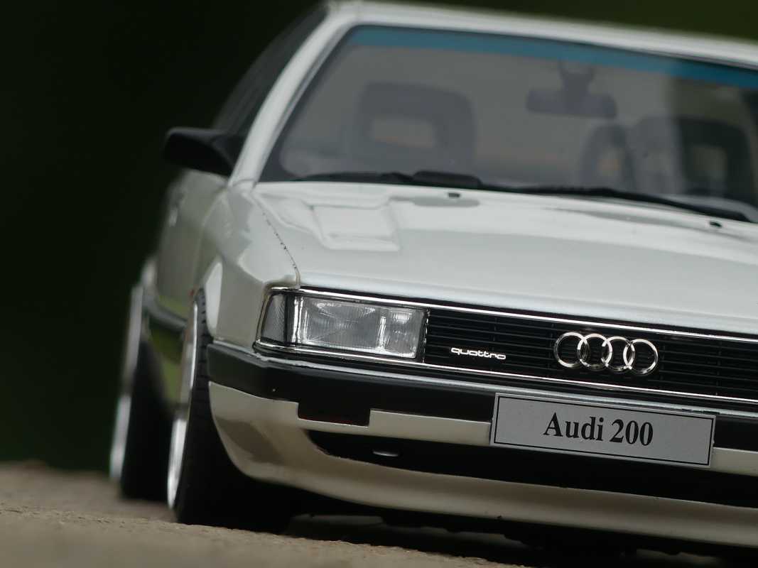 MB-TuningCars - 1:18 Audi 200 Quattro 20V bj.1989 Withe inkl. OVP