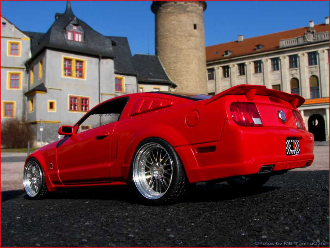 MB-TuningCars - 1:18 Tuning Ford Mustang Roush RED Edition + HMC BBS LM ...