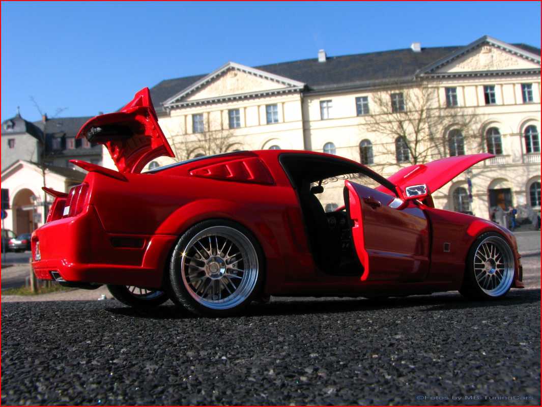 MB-TuningCars - 1:18 Tuning Ford Mustang Roush RED Edition + HMC BBS LM ...
